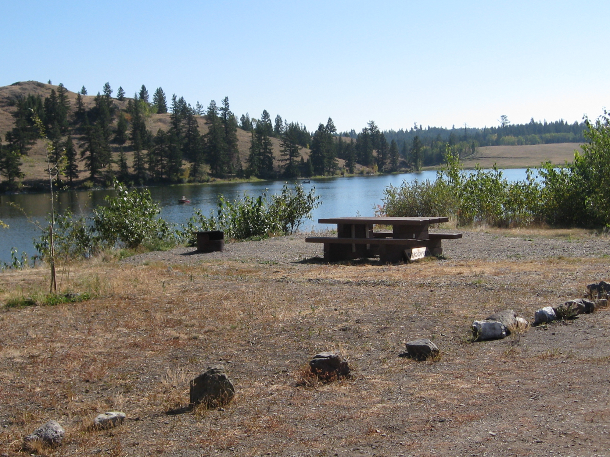 Edith Lake | Camping & RVing BC