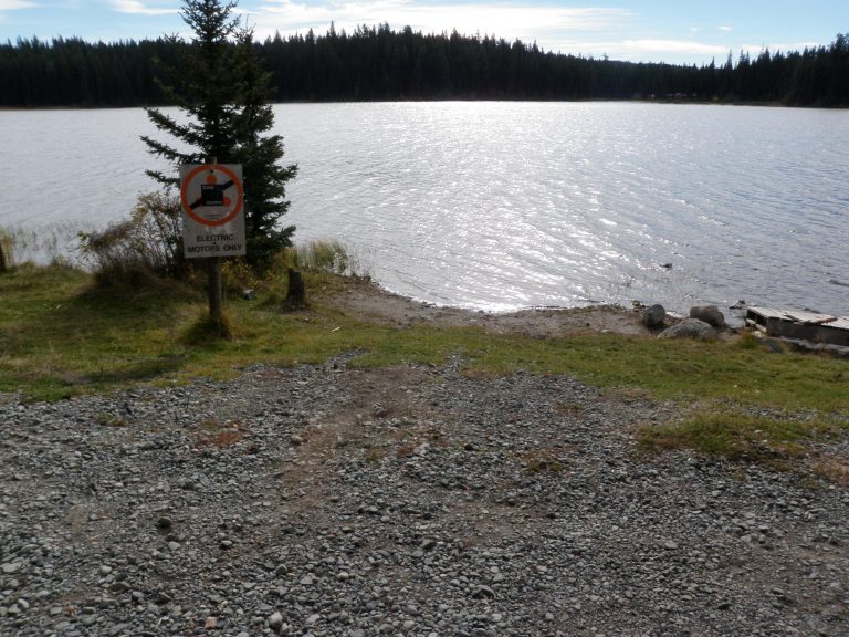 Glimpse Lake North | Camping & RVing BC