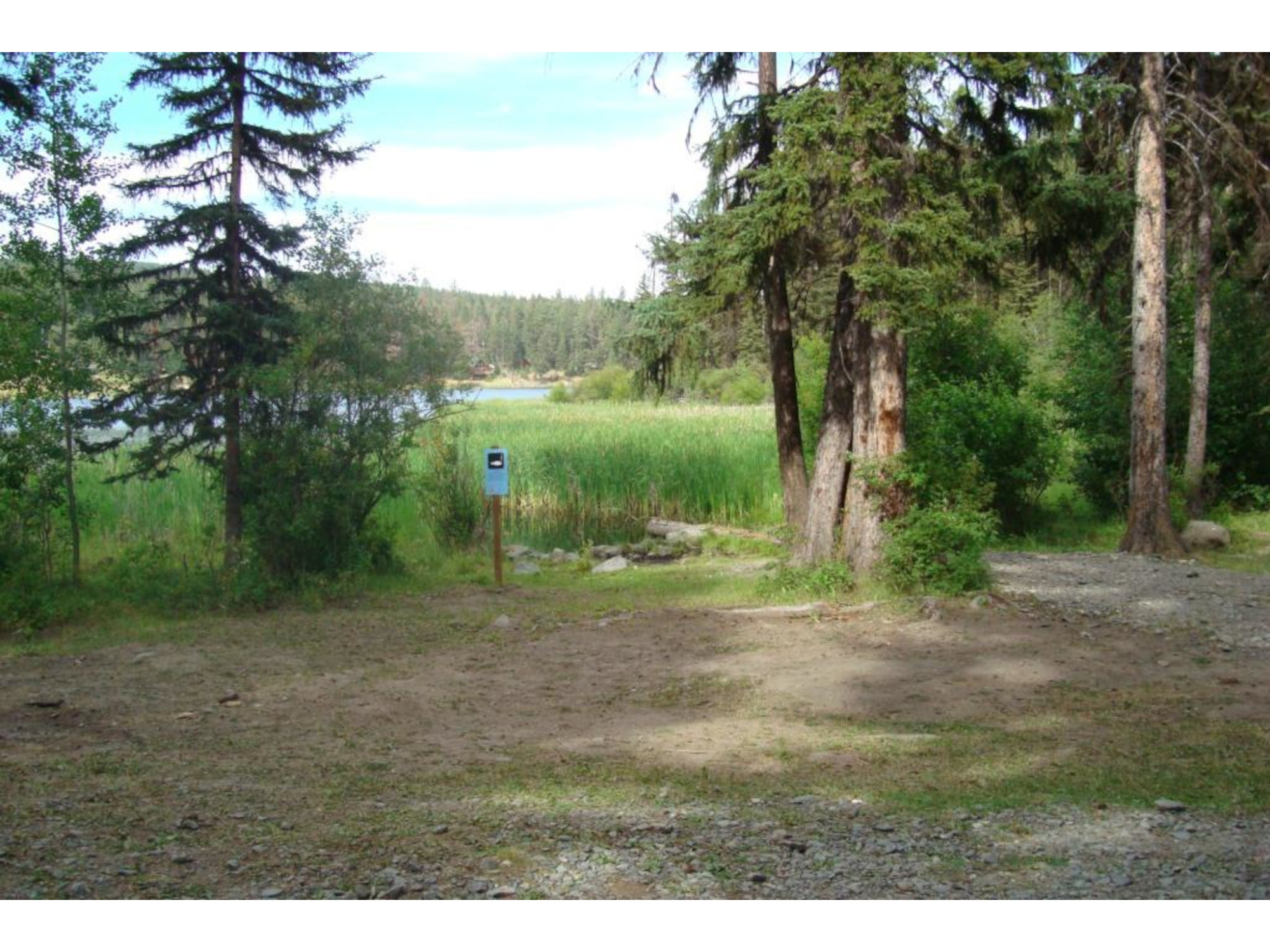 Glimpse Lake Southwest | Camping & RVing BC