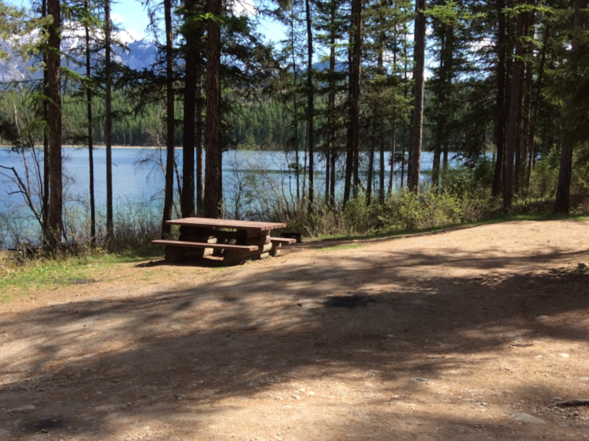 Suzanne Lake | Camping & RVing BC