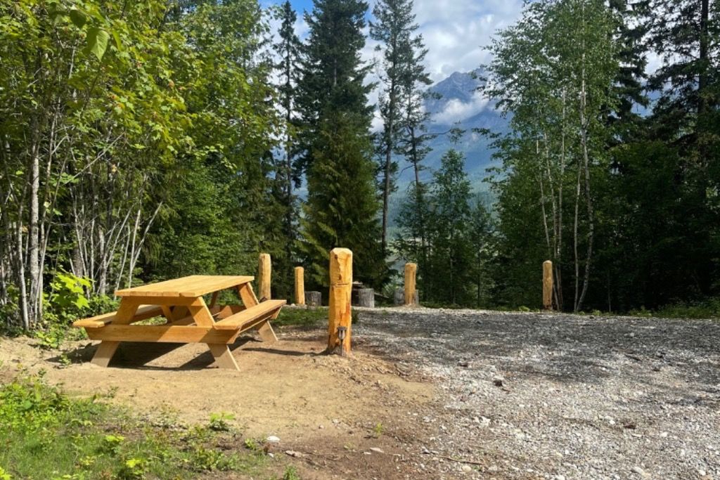 Hobo Mountain Camp | Camping & RVing BC